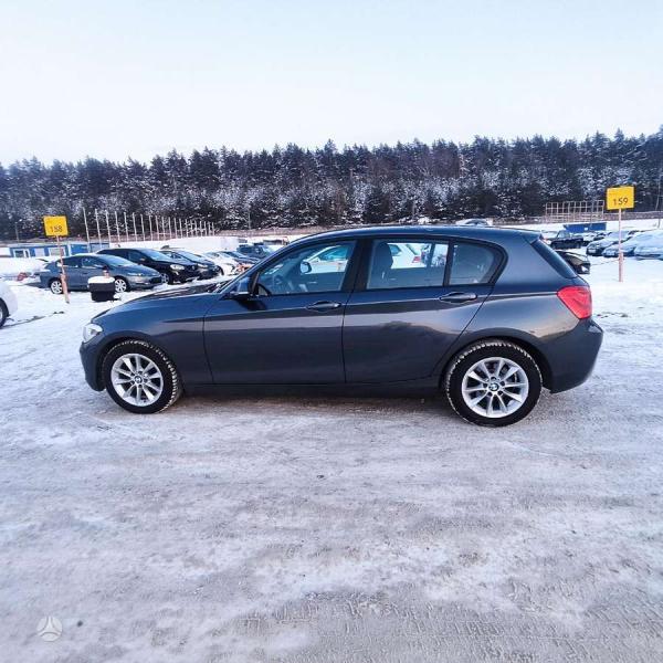 Grey BMW 118 2017 in Vilnius, with an engine capacity of 1.50 L and mileage of 303 thousand km for 7500 €, photo 4 on AUTOMOTO.COM.LV
