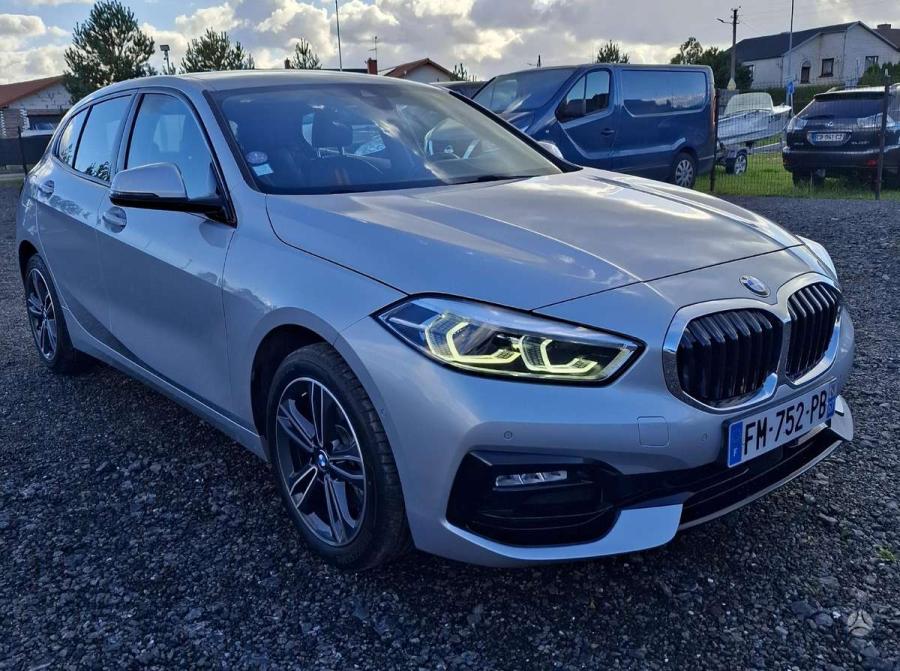 Grey BMW 118 2019 in Silale, with an engine capacity of 1.50 L and mileage of 13 thousand km for 14800 €, photo 2 on AUTOMOTO.COM.LV