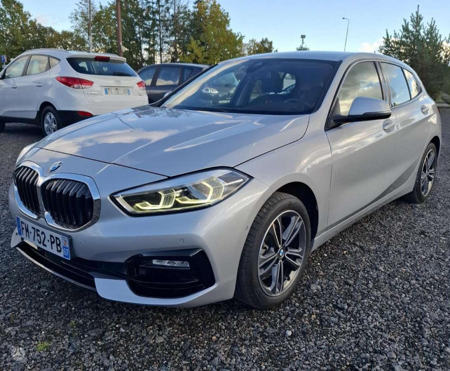 Grey BMW 118 2019 in Silale, with an engine capacity of 1.50 L and mileage of 13 thousand km for 14800 €, photo 5 on AUTOMOTO.COM.LV