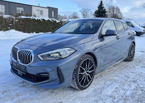 Pelēks BMW 118 2021 Panevēža, ar dzinēja tilpumu 2.00 L un nobraukumu 124 tūkst. km par 18900 €, foto 2 vietnē AUTOMOTO.COM.LV