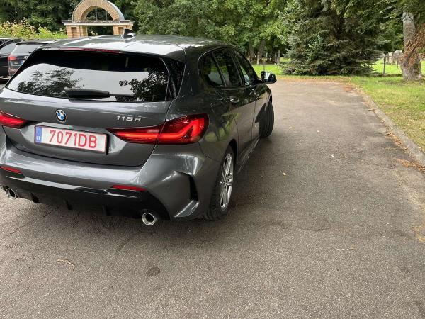 Grey BMW 118 2021 in Jurbarkas, with an engine capacity of 2.00 L and mileage of 170 thousand km for 13000 €, photo 9 on AUTOMOTO.COM.LV