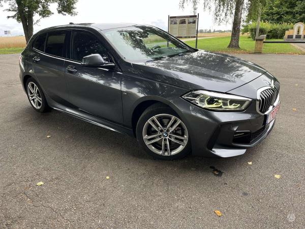 Grey BMW 118 2021 in Jurbarkas, with an engine capacity of 2.00 L and mileage of 170 thousand km for 13000 €, photo 11 on AUTOMOTO.COM.LV