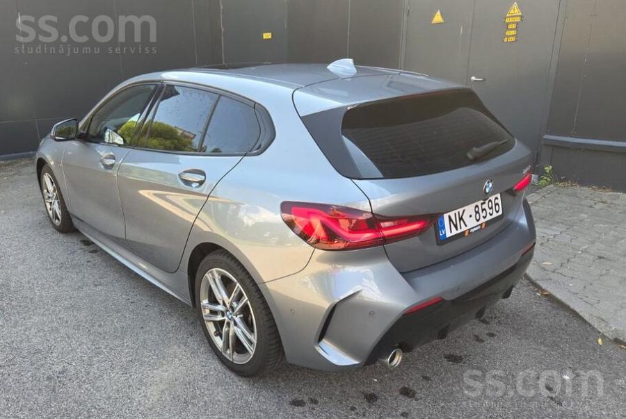 Grey BMW 118 2023 in Riga, with an engine capacity of 1.50 L and mileage of 78 thousand km for 25400 €, photo 5 on AUTOMOTO.COM.LV