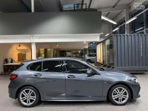 Pelēks BMW 118 2020 Kauņa, ar dzinēja tilpumu 1.50 L un nobraukumu 66 tūkst. km par 25480 €, foto 4 vietnē AUTOMOTO.COM.LV