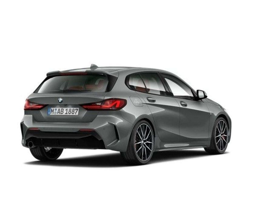 Pelēks BMW 118 2021 Kauņa, ar dzinēja tilpumu 1.50 L un nobraukumu 25 tūkst. km par 28956 €, foto 2 vietnē AUTOMOTO.COM.LV