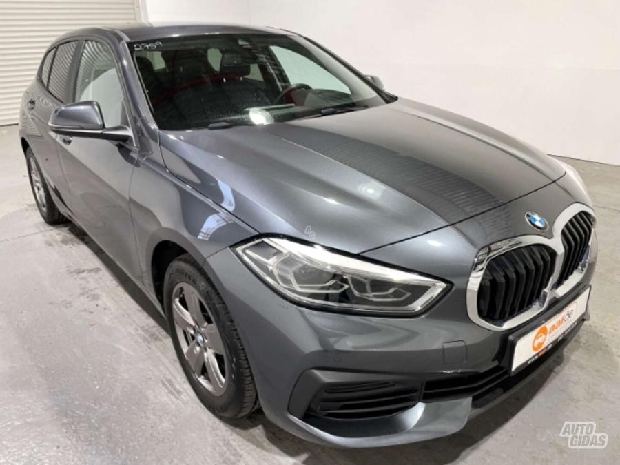 Pelēks BMW 118 2021 Kauņa, ar dzinēja tilpumu 2.00 L un nobraukumu 20 tūkst. km par 27499 €, foto 4 vietnē AUTOMOTO.COM.LV