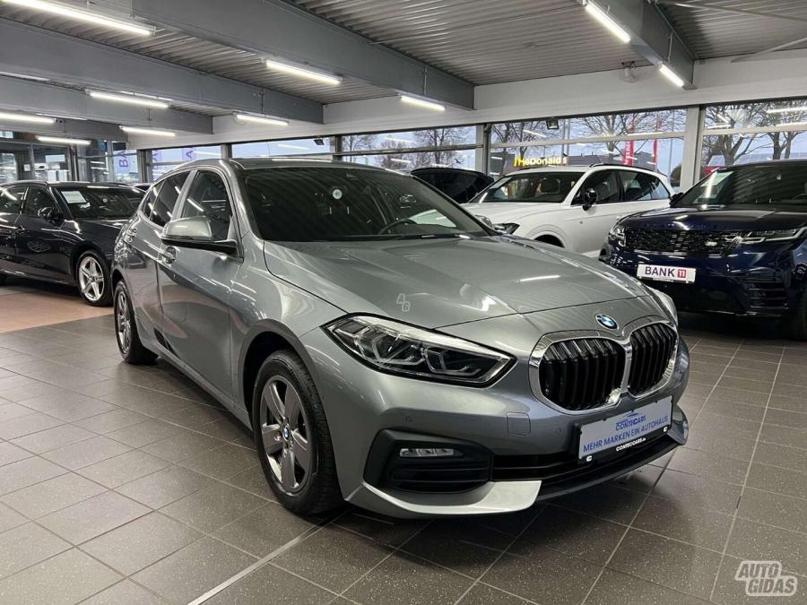 Grey BMW 118 2023 in Kaunas, with an engine capacity of 2.00 L and mileage of 32 thousand km for 28715 €, photo 2 on AUTOMOTO.COM.LV