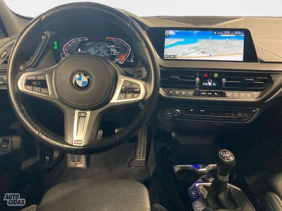 Pelēks BMW 118 2023 Kauņa, ar dzinēja tilpumu 1.50 L un nobraukumu 42 tūkst. km par 31009 €, foto 13 vietnē AUTOMOTO.COM.LV