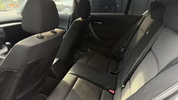 BMW 118 2004 in Vilnius, with an engine capacity of 2.00 L and mileage of 358 thousand km for 1650 €, photo 5 on AUTOMOTO.COM.LV
