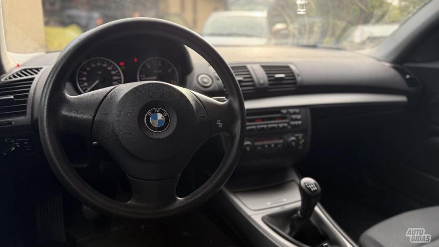BMW 118 2004 Viļņa, ar dzinēja tilpumu 2.00 L un nobraukumu 358 tūkst. km par 1650 €, foto 7 vietnē AUTOMOTO.COM.LV