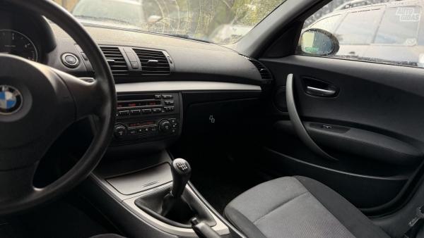 BMW 118 2004 in Vilnius, with an engine capacity of 2.00 L and mileage of 358 thousand km for 1650 €, photo 7 on AUTOMOTO.COM.LV
