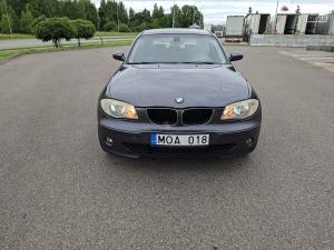 BMW 118 2005 Panevēža, ar dzinēja tilpumu 2.00 L un nobraukumu 402 tūkst. km par 1850 €, foto 3 vietnē AUTOMOTO.COM.LV