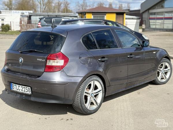 BMW 118 2006 Marijampole, ar dzinēja tilpumu 1.80 L un nobraukumu 330 tūkst. km par 1250 €, foto 4 vietnē AUTOMOTO.COM.LV