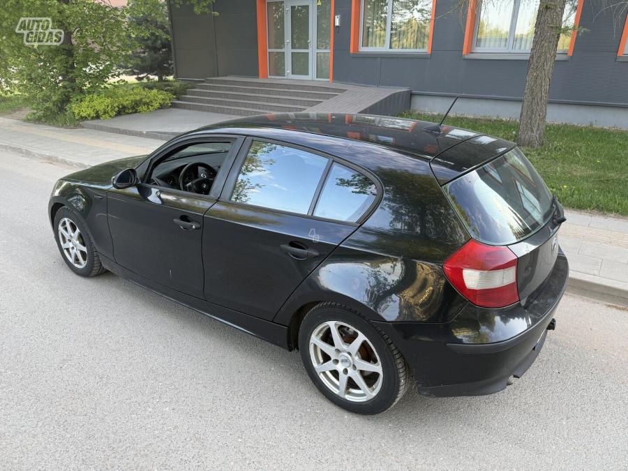 BMW 118 2006 in Vilnius, with an engine capacity of 2.00 L and mileage of 277 thousand km for 2800 €, photo 12 on AUTOMOTO.COM.LV
