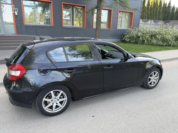 BMW 118 2006 in Vilnius, with an engine capacity of 2.00 L and mileage of 277 thousand km for 2800 €, photo 1 on AUTOMOTO.COM.LV