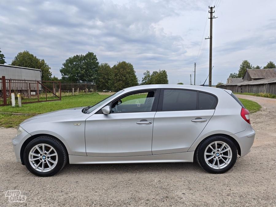 BMW 118 2006 in Marijampole, with an engine capacity of 1.80 L and mileage of 318 thousand km for 1350 €, photo 3 on AUTOMOTO.COM.LV