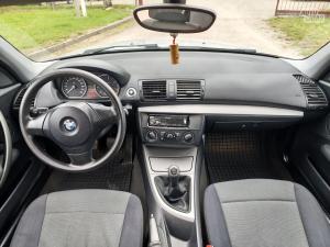 BMW 118 2006 in Marijampole, with an engine capacity of 1.80 L and mileage of 318 thousand km for 1350 €, photo 15 on AUTOMOTO.COM.LV