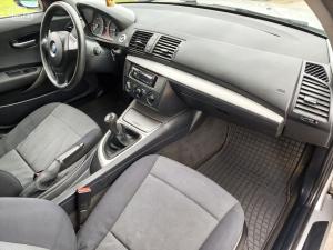 BMW 118 2006 in Marijampole, with an engine capacity of 1.80 L and mileage of 318 thousand km for 1350 €, photo 16 on AUTOMOTO.COM.LV