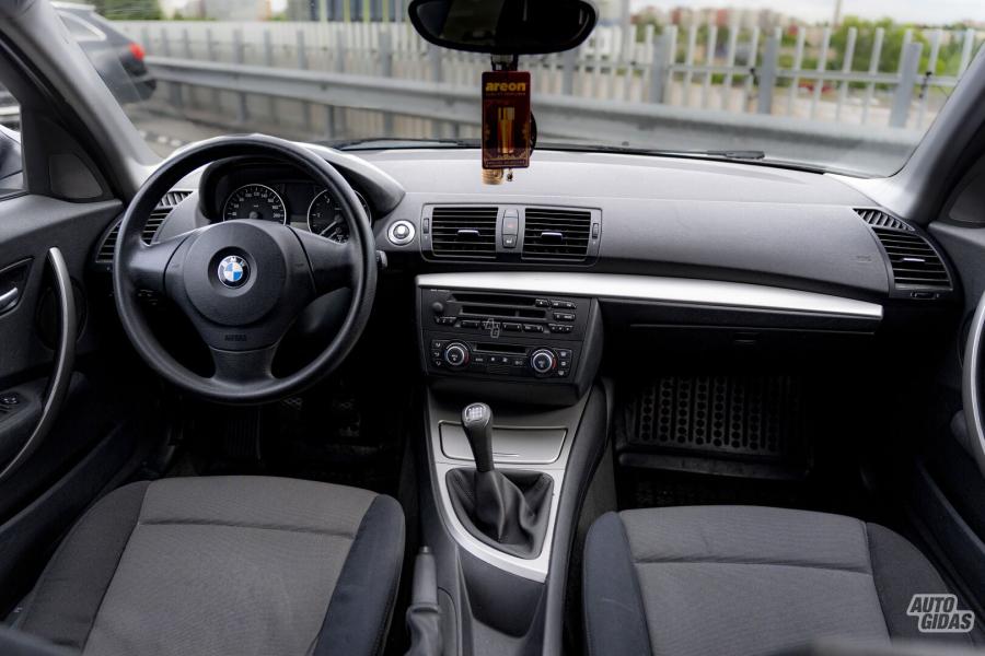 BMW 118 2007 Viļņa, ar dzinēja tilpumu 2.00 L un nobraukumu 268 tūkst. km par 3000 €, foto 12 vietnē AUTOMOTO.COM.LV