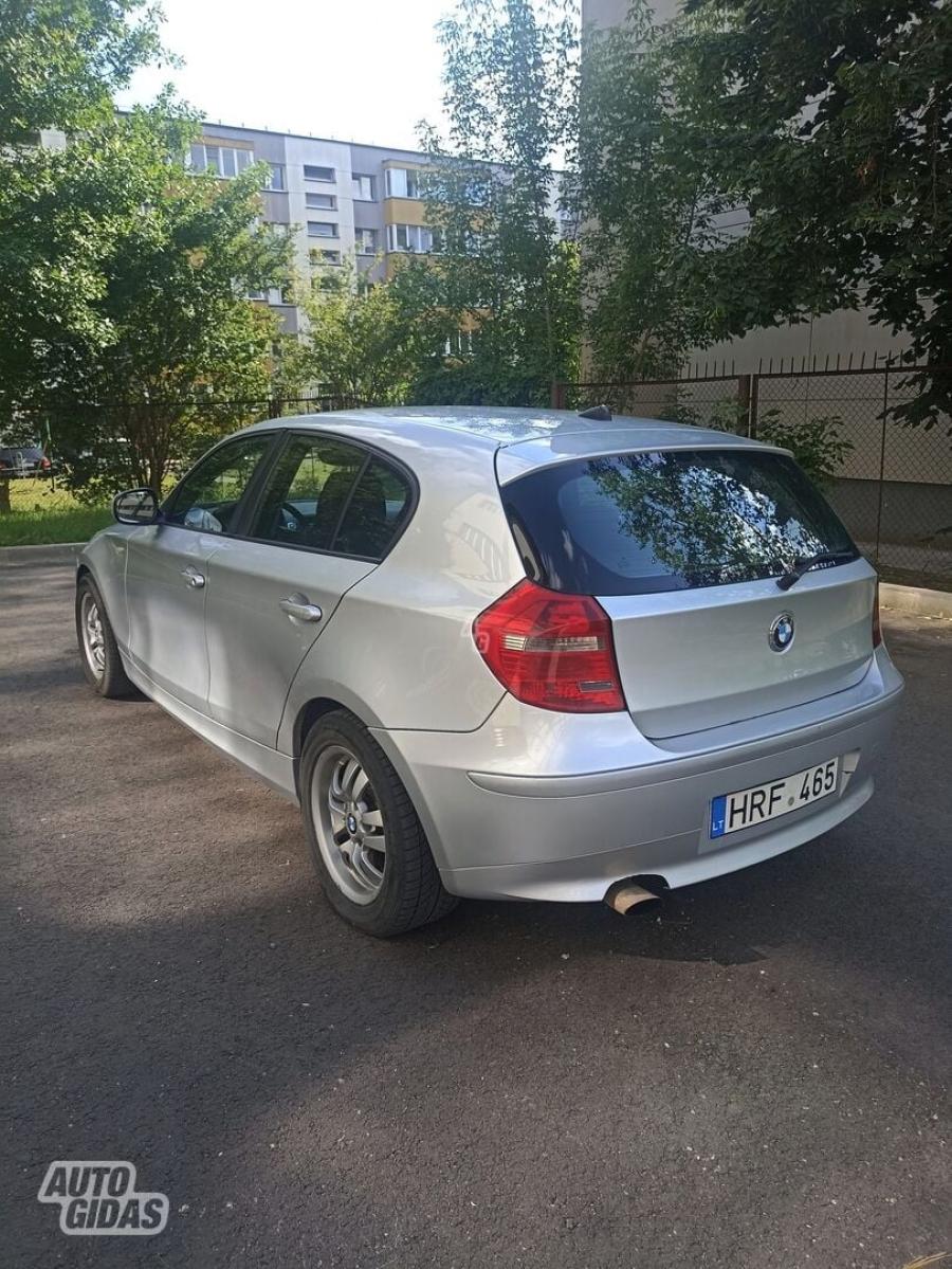 BMW 118 2007 in Jonava, with an engine capacity of 2.00 L and mileage of 370 thousand km for 1899 €, photo 5 on AUTOMOTO.COM.LV