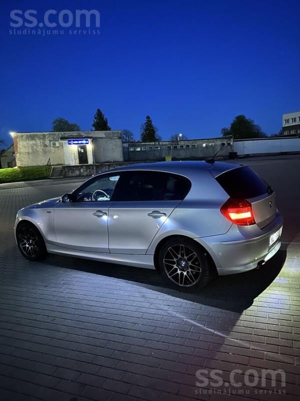 BMW 118 2009 in Riga, with an engine capacity of 2.00 L and mileage of 218 thousand km for 3990 €, photo 7 on AUTOMOTO.COM.LV