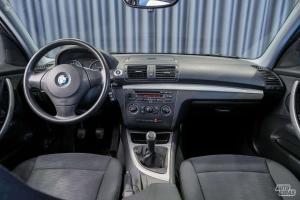 BMW 118 2009 in Marijampole, with an engine capacity of 2.00 L and mileage of 196 thousand km for 2950 €, photo 14 on AUTOMOTO.COM.LV