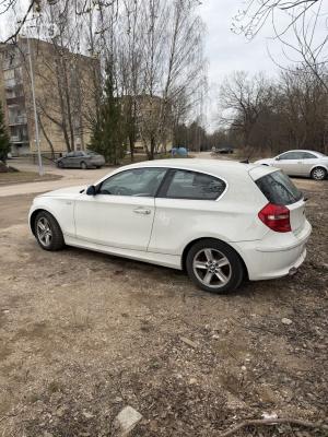BMW 118 2009 Kauņa, ar dzinēja tilpumu 2.00 L un nobraukumu 280 tūkst. km par 1400 €, foto  vietnē AUTOMOTO.COM.LV