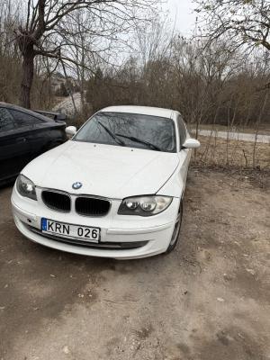BMW 118 2009 Kauņa, ar dzinēja tilpumu 2.00 L un nobraukumu 280 tūkst. km par 1400 €, foto 3 vietnē AUTOMOTO.COM.LV