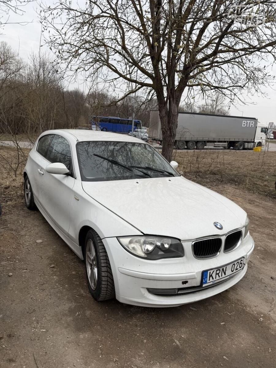BMW 118 2009 Kauņa, ar dzinēja tilpumu 2.00 L un nobraukumu 280 tūkst. km par 1400 €, foto 4 vietnē AUTOMOTO.COM.LV