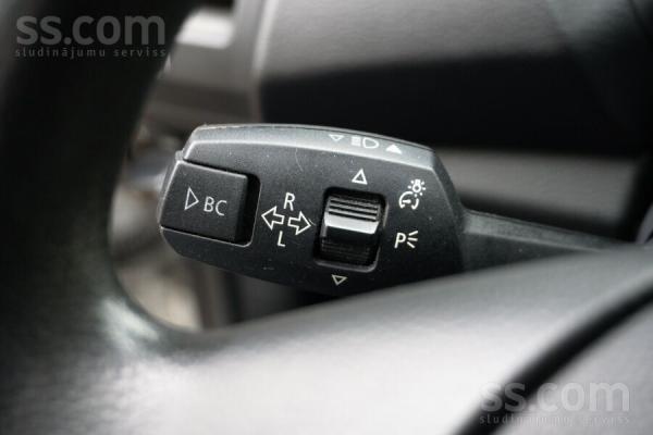 BMW 118 2009 in Riga, with an engine capacity of 2.00 L and mileage of 285 thousand km for 4890 €, photo 8 on AUTOMOTO.COM.LV