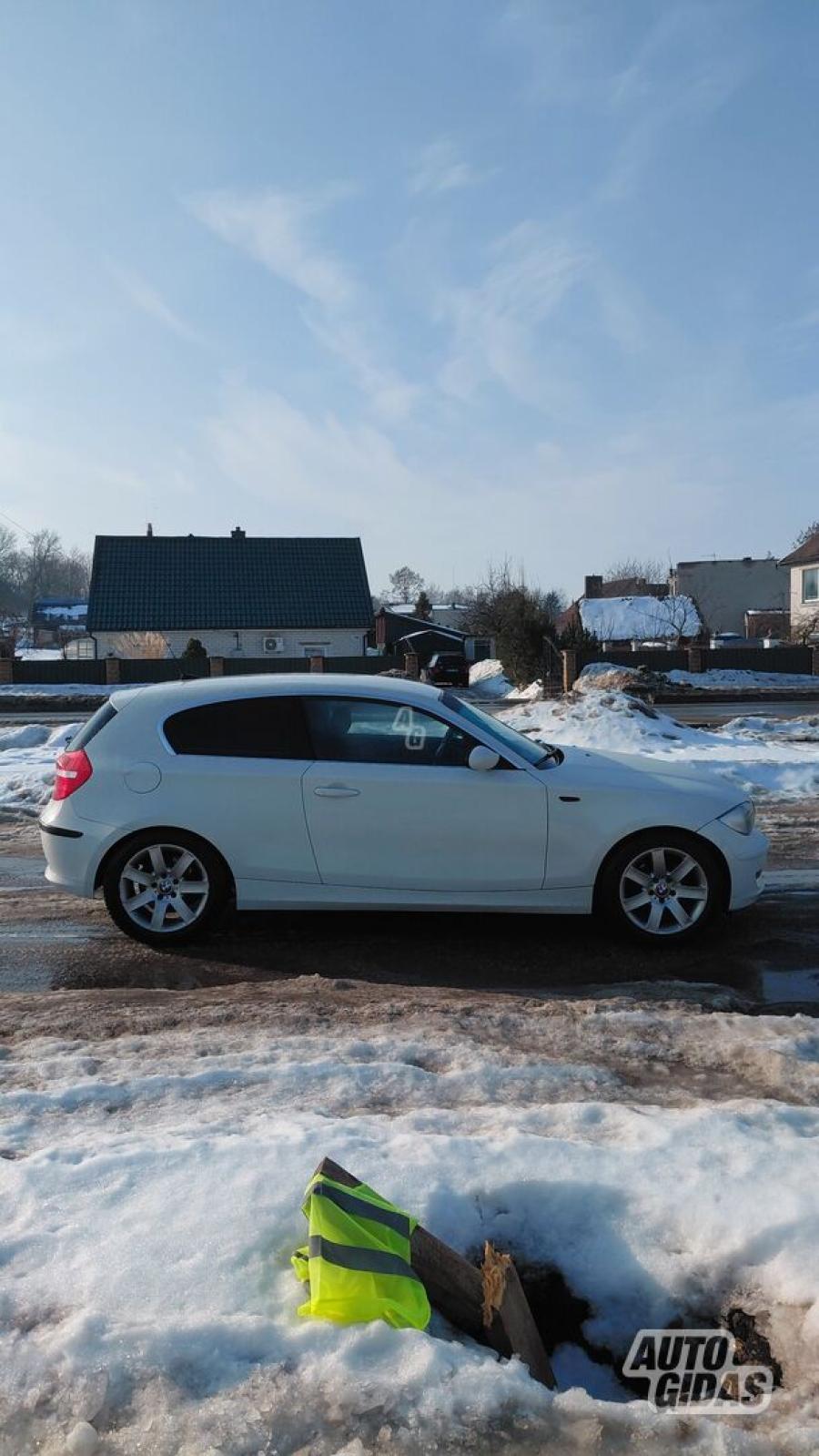 BMW 118 2009 Kauņa, ar dzinēja tilpumu 2.00 L un nobraukumu 240 tūkst. km par 1650 €, foto 4 vietnē AUTOMOTO.COM.LV