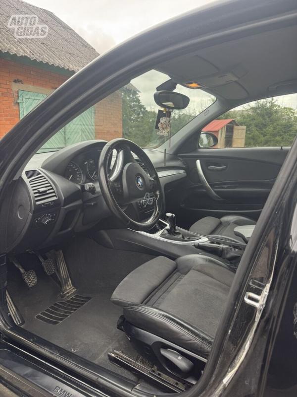 BMW 118 2009 in Skuodas, with an engine capacity of 2.00 L and mileage of 299 thousand km for 3150 €, photo 10 on AUTOMOTO.COM.LV