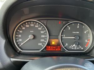 BMW 118 2009 in Vilnius, with an engine capacity of 2.00 L and mileage of 318 thousand km for 3000 €, photo 10 on AUTOMOTO.COM.LV