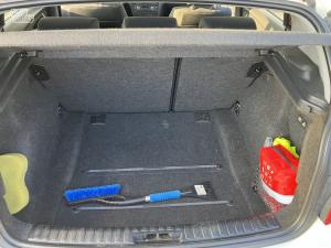 BMW 118 2009 in Vilnius, with an engine capacity of 2.00 L and mileage of 318 thousand km for 3000 €, photo 13 on AUTOMOTO.COM.LV