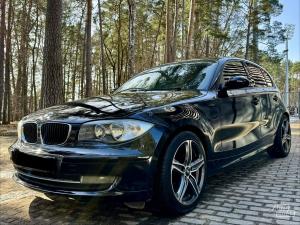 BMW 118 2009 Viļņa, ar dzinēja tilpumu 2.00 L un nobraukumu 298 tūkst. km par 3299 €, foto 15 vietnē AUTOMOTO.COM.LV