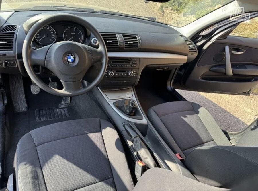 BMW 118 2009 Viļņa, ar dzinēja tilpumu 2.00 L un nobraukumu 298 tūkst. km par 3399 €, foto 9 vietnē AUTOMOTO.COM.LV