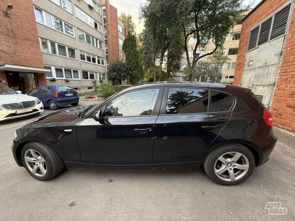 БМВ 118 2009 в Каунас на AUTOMOTO.COM.LV БМВ 118 2009 в Каунас, объемом двигателя 2.00 л и пробегом 292 тыс. км за 3500 €, фото 3 на AUTOMOTO.COM.LV