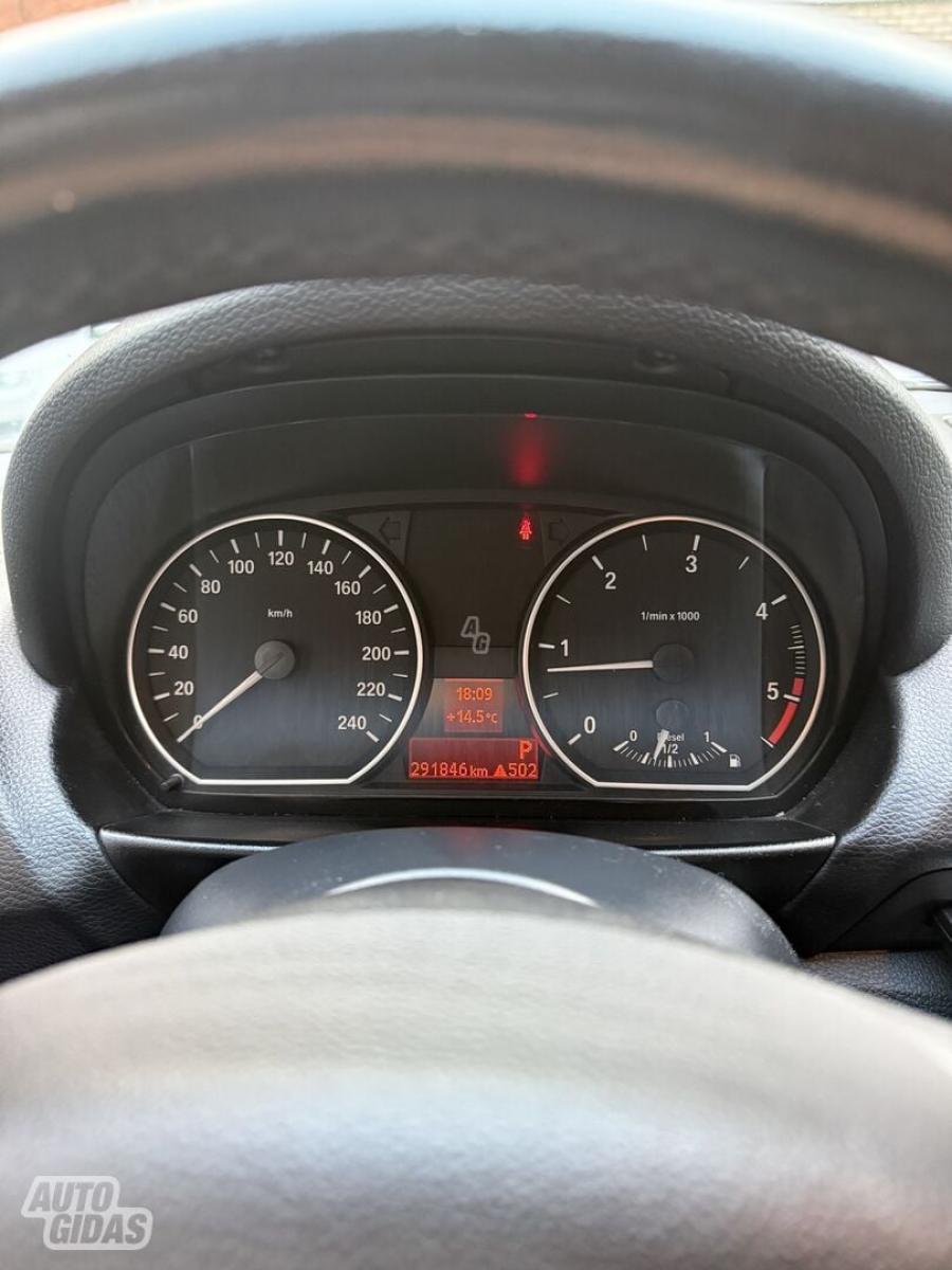 BMW 118 2009 Kauņa, ar dzinēja tilpumu 2.00 L un nobraukumu 292 tūkst. km par 3500 €, foto 6 vietnē AUTOMOTO.COM.LV