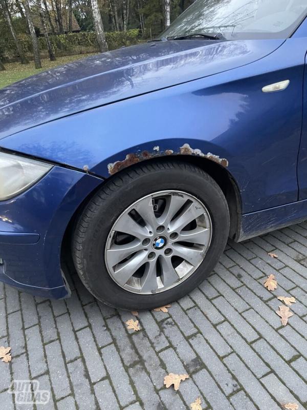 BMW 118 2009 in Kaunas, with an engine capacity of 2.00 L and mileage of 287 thousand km for 1350 €, photo 5 on AUTOMOTO.COM.LV