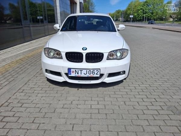 BMW 118 2010 in Klaipeda, with an engine capacity of 2.00 L and mileage of 225 thousand km for 5200 €, photo 2 on AUTOMOTO.COM.LV