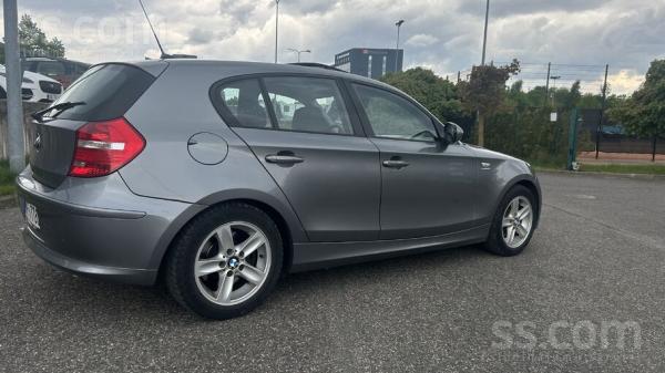BMW 118 2010 Rīga, ar dzinēja tilpumu 2.00 L un nobraukumu 294 tūkst. km par 4000 €, foto 2 vietnē AUTOMOTO.COM.LV