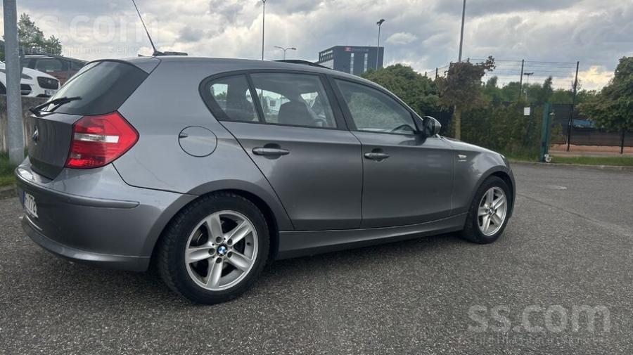 BMW 118 2010 Rīga, ar dzinēja tilpumu 2.00 L un nobraukumu 294 tūkst. km par 4000 €, foto 3 vietnē AUTOMOTO.COM.LV