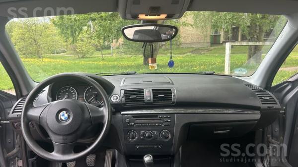 BMW 118 2010 Rīga, ar dzinēja tilpumu 2.00 L un nobraukumu 294 tūkst. km par 4000 €, foto 7 vietnē AUTOMOTO.COM.LV