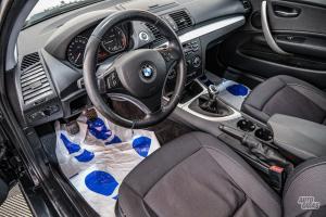BMW 118 2010 in Kaunas, with an engine capacity of 2.00 L and mileage of 290 thousand km for 3990 €, photo 6 on AUTOMOTO.COM.LV