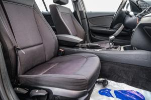BMW 118 2010 in Kaunas, with an engine capacity of 2.00 L and mileage of 290 thousand km for 3990 €, photo 13 on AUTOMOTO.COM.LV