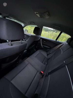 BMW 118 2010 in Vilnius, with an engine capacity of 2.00 L and mileage of 298 thousand km for 2500 €, photo 10 on AUTOMOTO.COM.LV