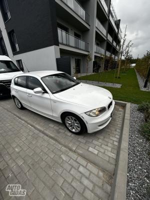 BMW 118 2011 Kauņa, ar dzinēja tilpumu 2.00 L un nobraukumu 286 tūkst. km par 3850 €, foto  vietnē AUTOMOTO.COM.LV