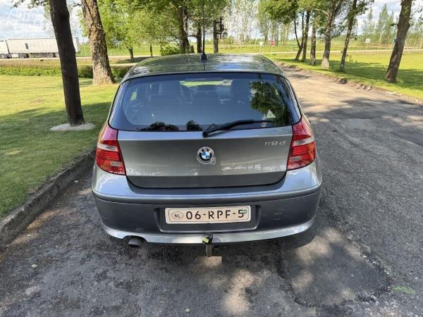 BMW 118 2011 in Radviliskis, with an engine capacity of 2.00 L and mileage of 360 thousand km for 4000 €, photo 2 on AUTOMOTO.COM.LV