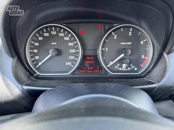 BMW 118 2011 in Radviliskis, with an engine capacity of 2.00 L and mileage of 360 thousand km for 4000 €, photo 8 on AUTOMOTO.COM.LV
