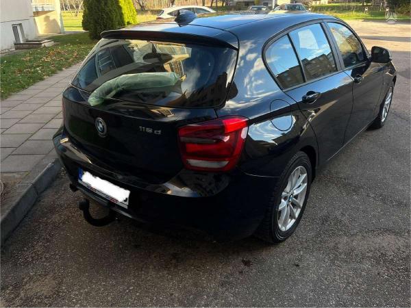BMW 118 2012 in Vilnius, with an engine capacity of 2.00 L and mileage of 172 thousand km for 6300 €, photo 4 on AUTOMOTO.COM.LV
